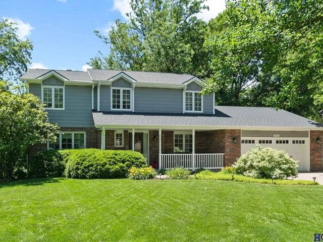6423 Crooked Creek Dr, Lincoln, NE 68516