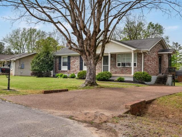 6423 Futura Dr, Nashville, TN 37209