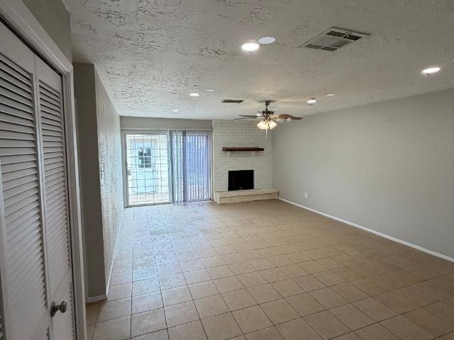 6423 S Briar Bayou Drive