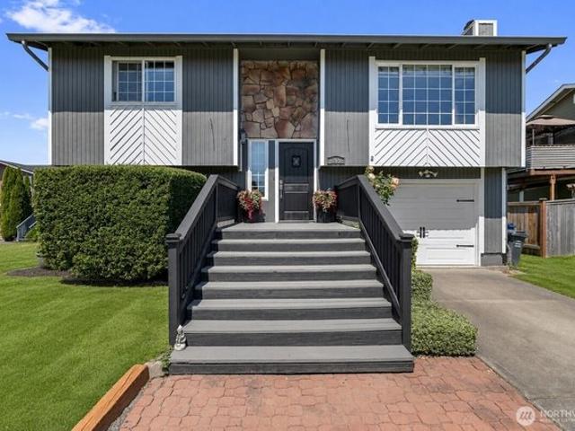 6423 61st St NE, Marysville, WA 98270