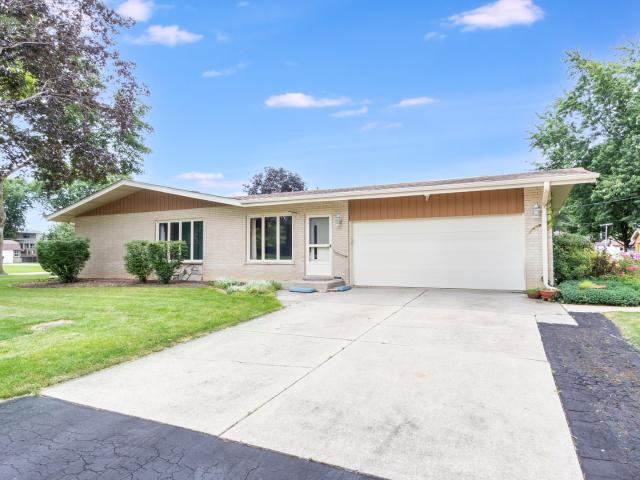 642 Country Lane