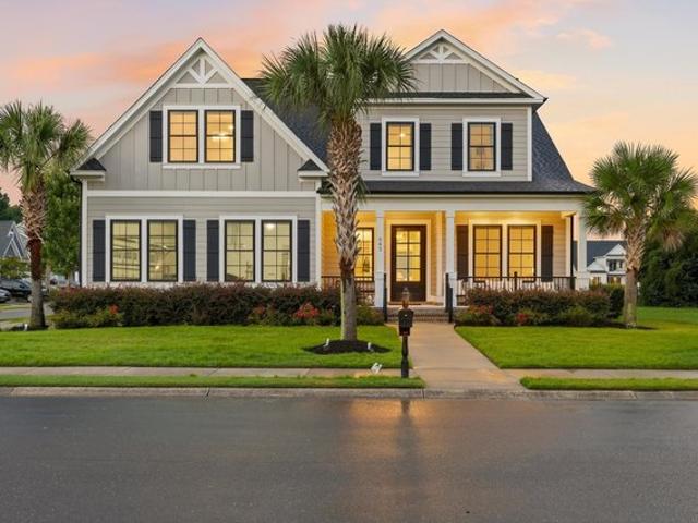 642 Boone Hall Dr, Myrtle Beach, SC 29579