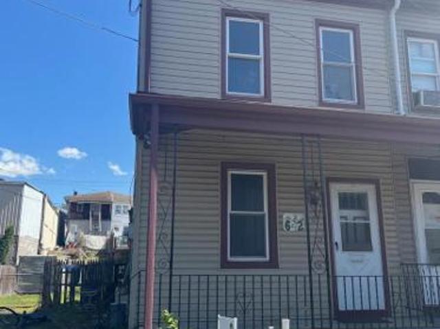 642 Brookline St, Reading, PA 19611