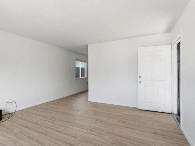 642 Douglas Avenue