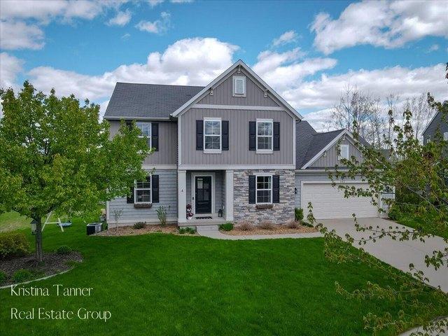 642 Echo Vly NE, Rockford, MI 49341