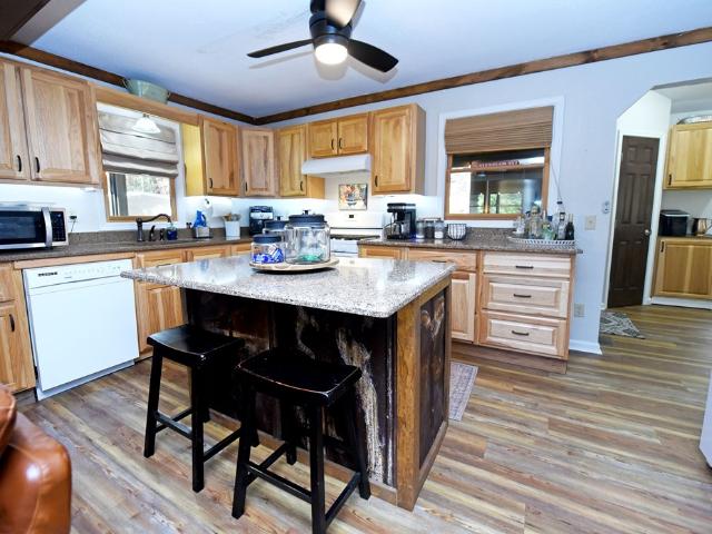 642 Everett Rd, Blairsville, GA 30512 | MLS #425357