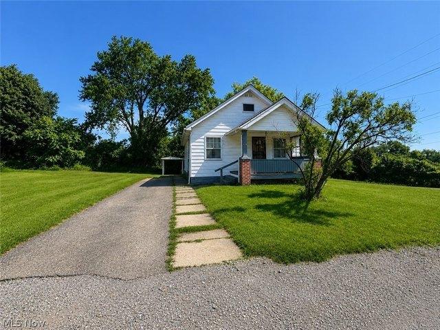 642 Lee Ave, Youngstown, OH 44502