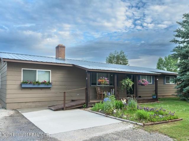 642 N Maybell Ave, Pinedale, WY 82941