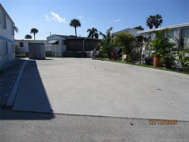 642 Nettles Blvd, Jensen Beach, FL 34957