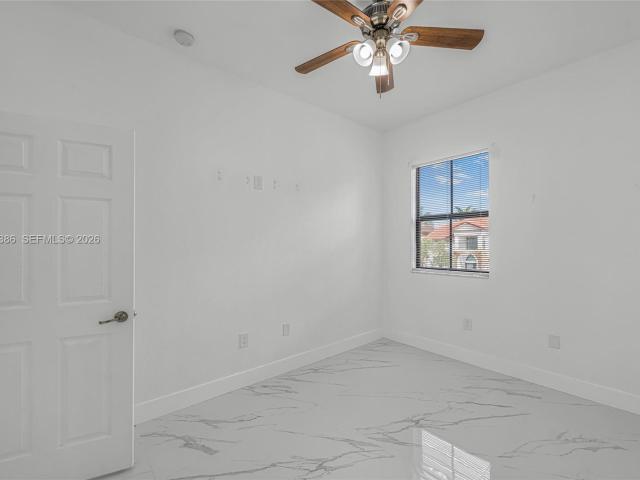 642 SE 37th Pl, Homestead, FL 33033 | MLS #A11969