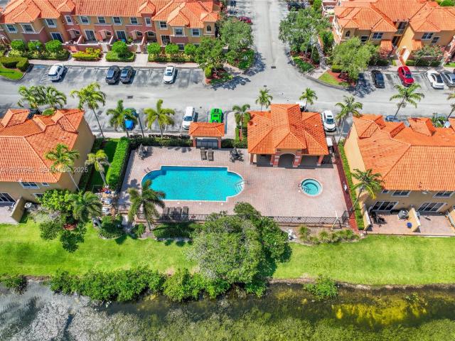 642 SW 106th Ave, Unit 1514, Pembroke Pines, FL 33025 | MLS #A12037