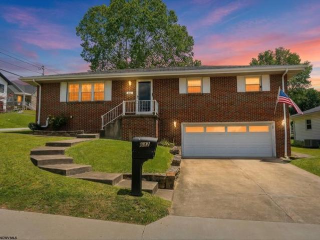 642 Pennsylvania Ave, Bridgeport, WV 26330