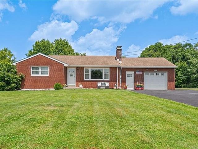 642 Wallace Run Rd, Beaver Falls, PA 15010