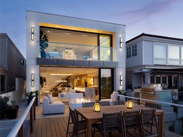 642 Via Lido Nord, Newport Beach, CA 92663