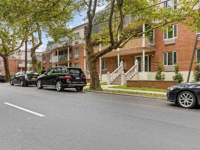 6434 Grand Central Pkwy Apt 1E, Forest Hills, NY 11375