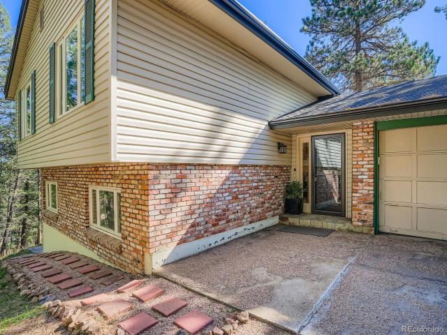 6434 Joan Lane