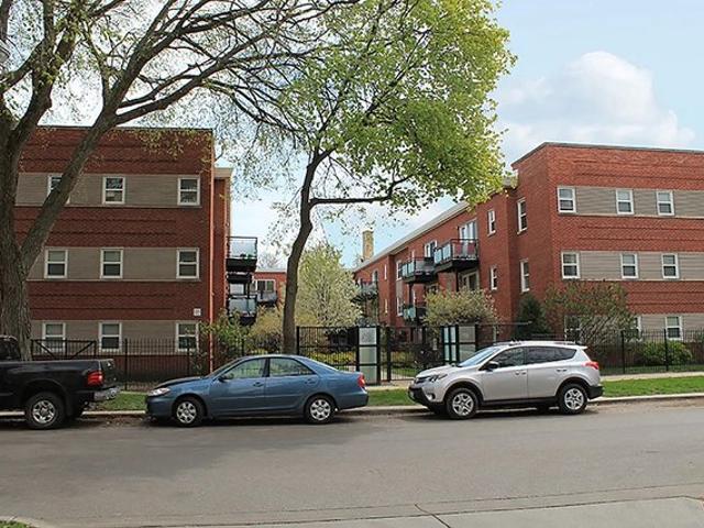 6435 N Damen Ave, Chicago, IL 60645