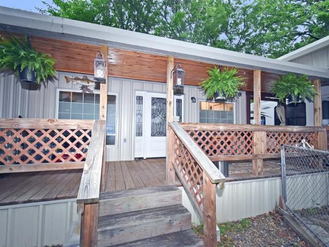 6435 N Fm 17 # 146 & #147