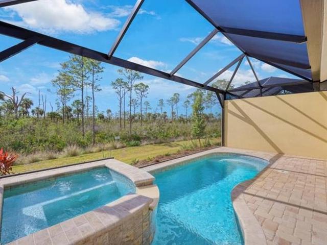 6435 Negril Isle Dr, Naples, FL 34113