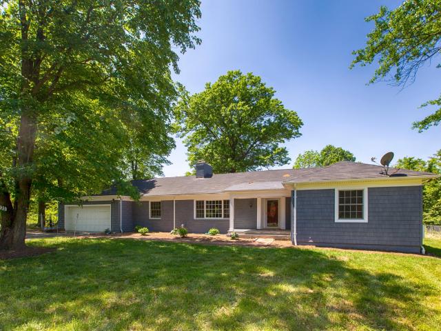 6435 Overlook Dr, Alexandria, VA 22312 | MLS #VAFX2307 | Compass