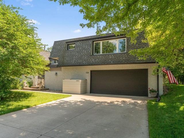 6435 Vernon Ave S, Edina, MN 55436