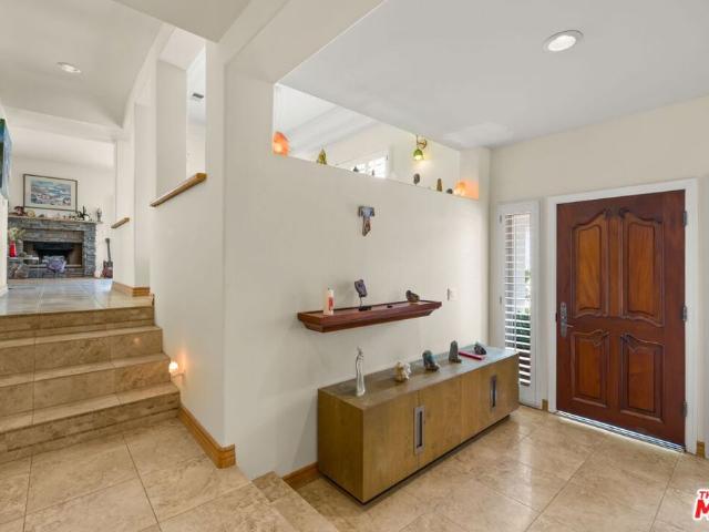 6435 Zumirez Drive 21