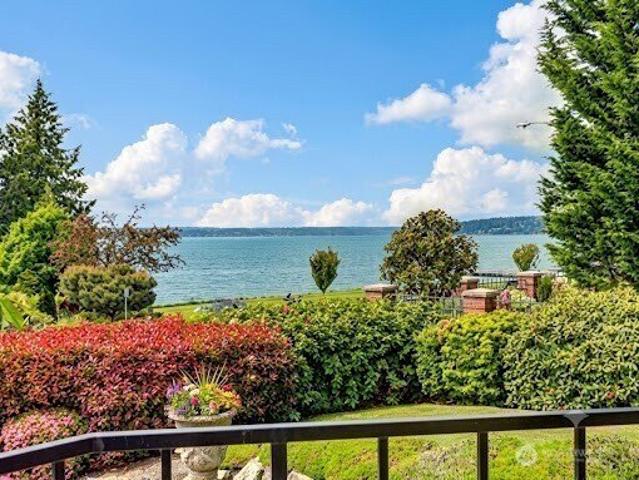 6436 Lake Washington Blvd NE Apt 5, Kirkland, WA 98033