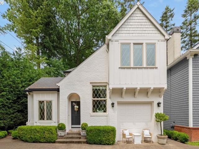 6437 SW Raleighwood Ct, Portland, OR 97221