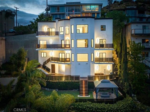6438 Georgius Way, Los Angeles, CA 90068