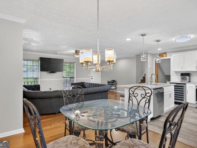 6439 Briarwood Court