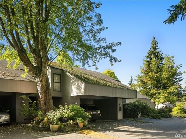 6439 th Ave NE Apt 25, Redmond, WA 98052