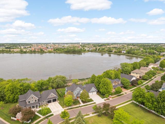 6439 W Laketowne Drive