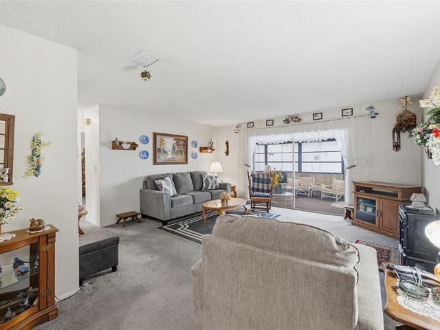 6430 Cedarbrook Dr, Pinellas Park, FL 33782 | MLS #TB8495 | Compass