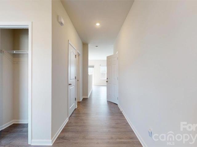 6430 Revolutionary Trail