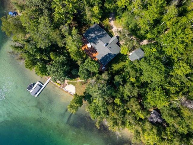 6430 W Blue Lake Rd NE, Kalkaska, MI 49646