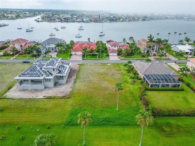 6432 Rubia Cir, Apollo Beach, FL 33572