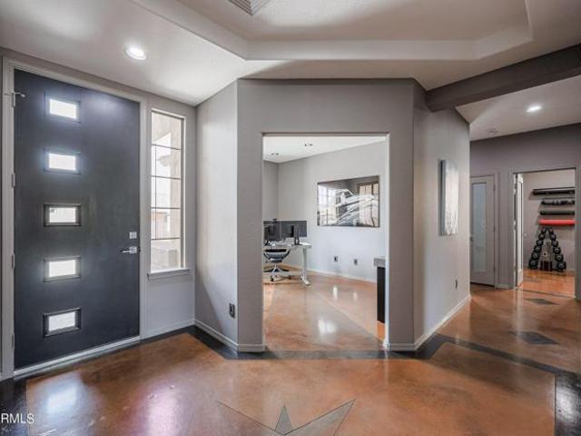 6432 W Black Hill Rd, Phoenix, AZ 85083