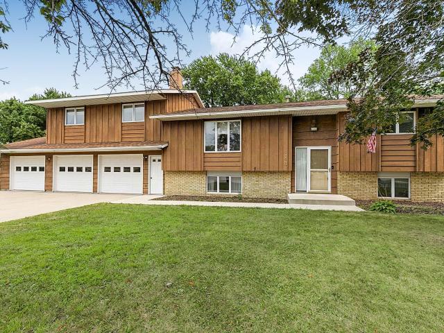 643 Circle Pines Court