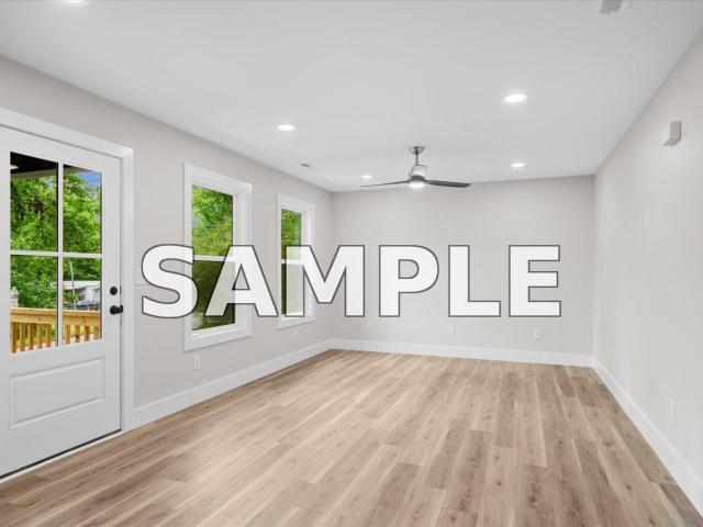 643 Crabapple Drive NW