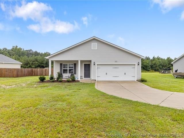 643 Barlow Rd, Parkton, NC 28371