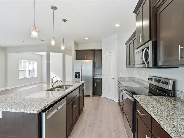 643 Fairview Circle