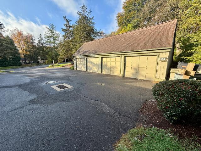 643 Heritage Village, Unit A, Southbury, CT 06488 | MLS #24119