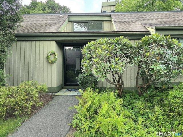 643 Heritage Vlg Unit A, Southbury, CT 06488
