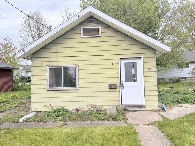 643 Jackson St, Neenah, WI 54956