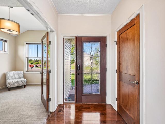 643 Parkside Court