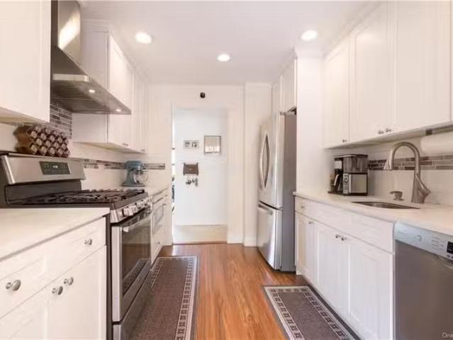 643 Pelham Road, Unit 7D, New Rochelle, NY 10805