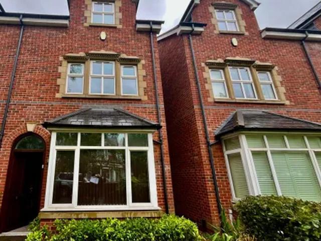 643 Pershore Road, Stirchley, B29 7HB, United Kingdom | 4 bed townhouse for rent #167580365 | Rentberry