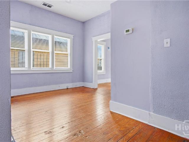 643 W 41st Street