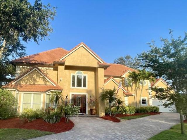 643 Woodbridge Dr, Melbourne, FL 32940