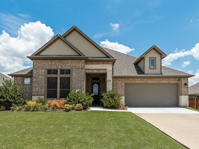 643 Woodridge Dr, Oak Point, TX 75068
